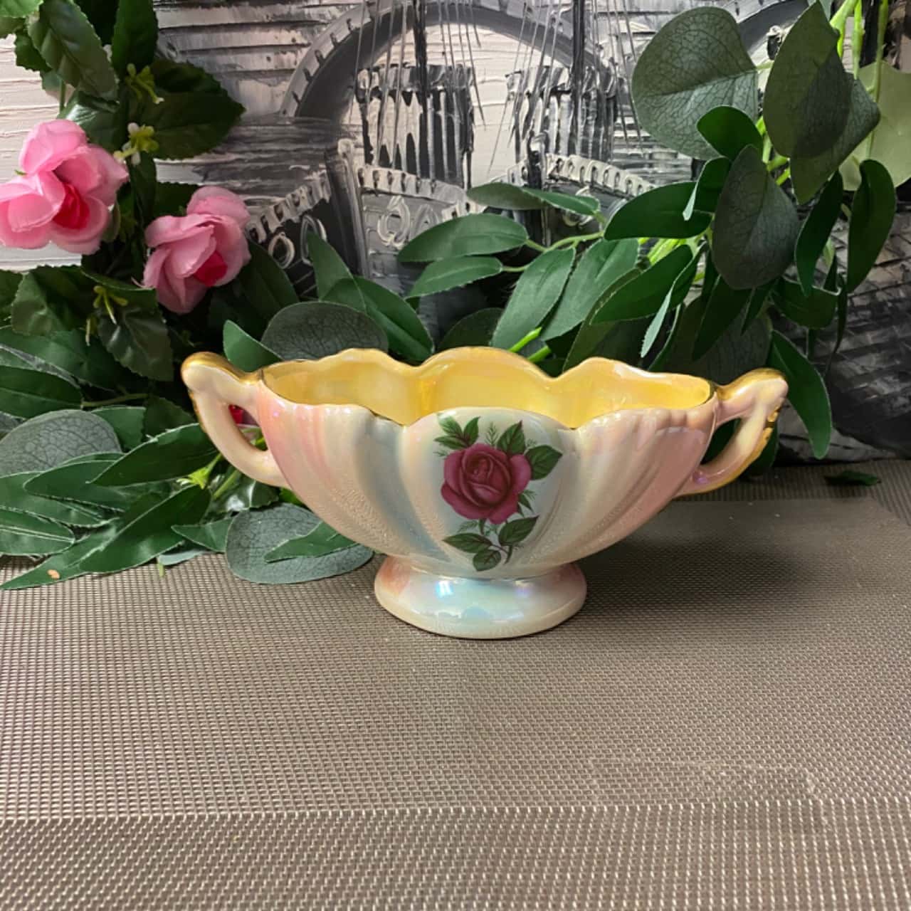 Vintage Mingay Lustre Vase. (s)