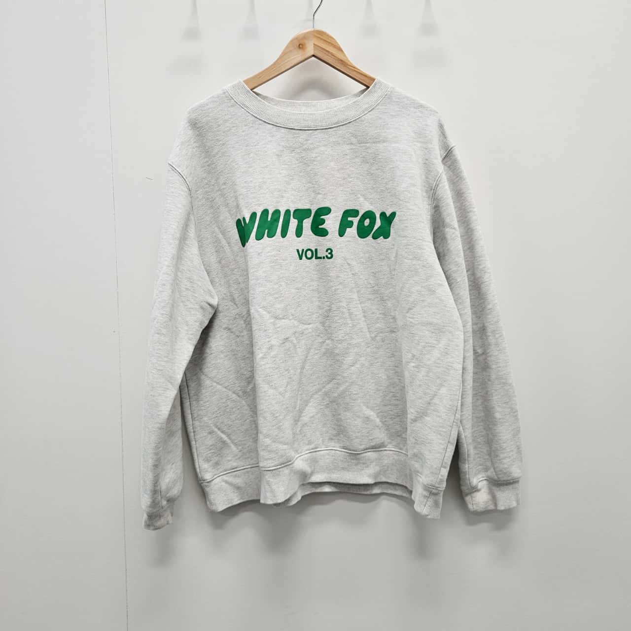 White Fox Vol 3. Sweatshirt Size L/XL(s)