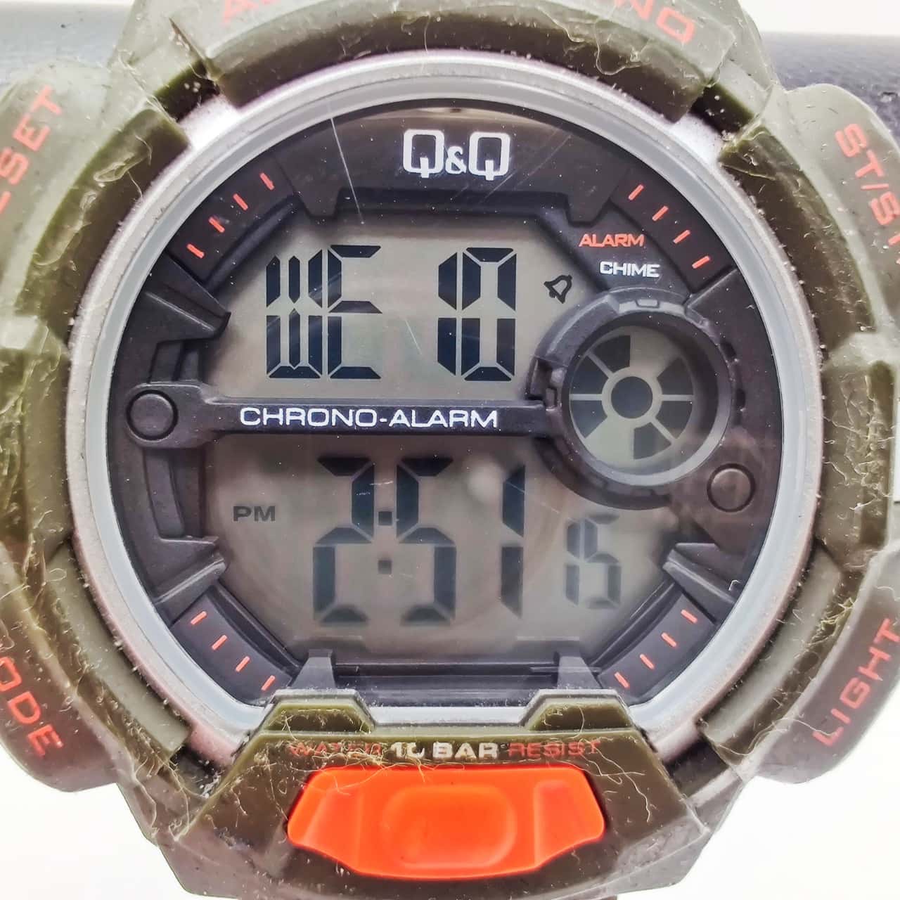 Mens Q&Q Quartz Multi Round Watch Made In Japan(s)