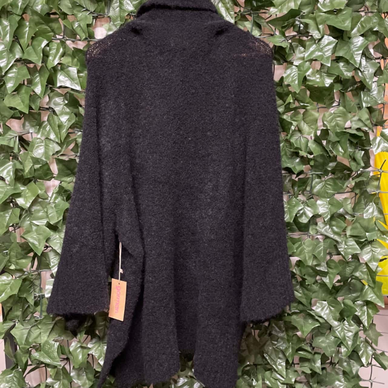 Gorman Womens O/S Size Black Alpaca Poncho(s)