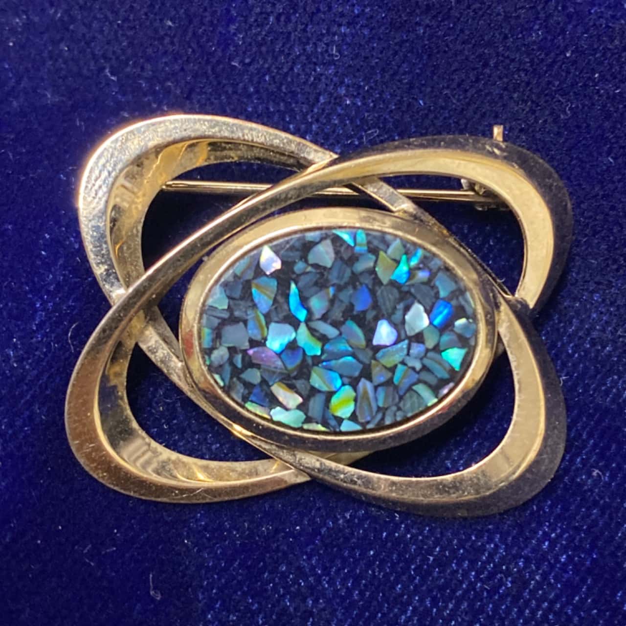 Vintage Paua Shell Chip & Gold Tone Brooch