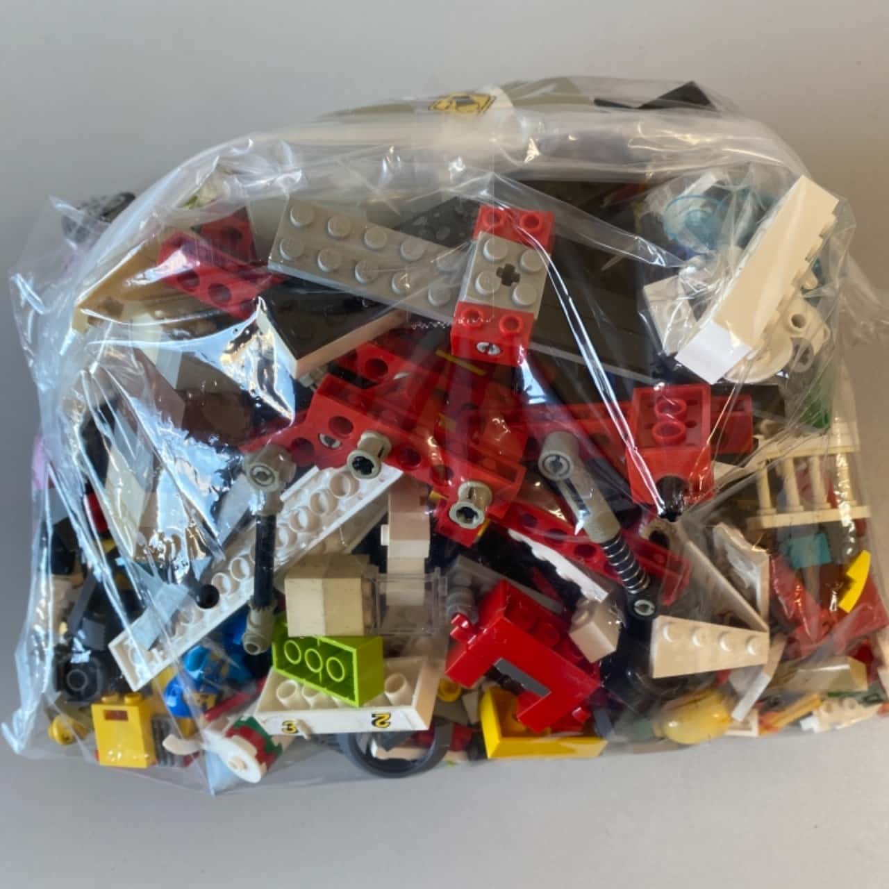 1 KG Bag of Mixed Lego(s)