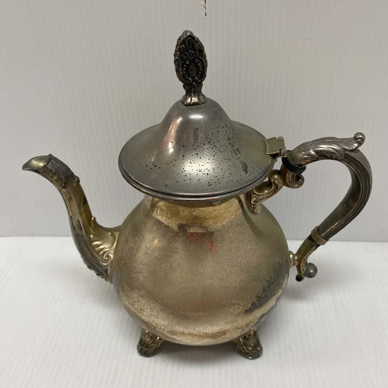 Vintage Viners Silver Plated Coffee Pot and Teapot