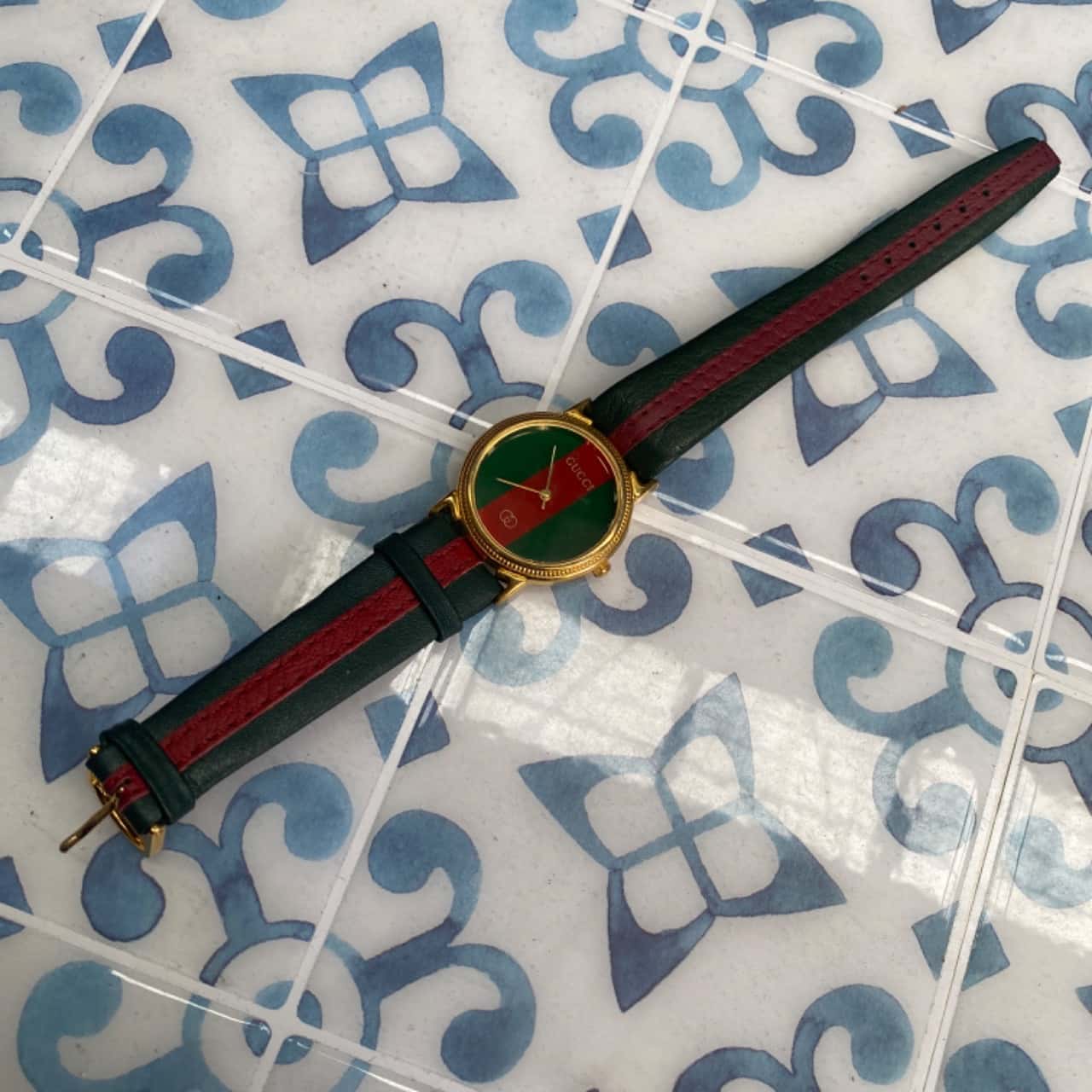 Women’s fashion replica watch (s)