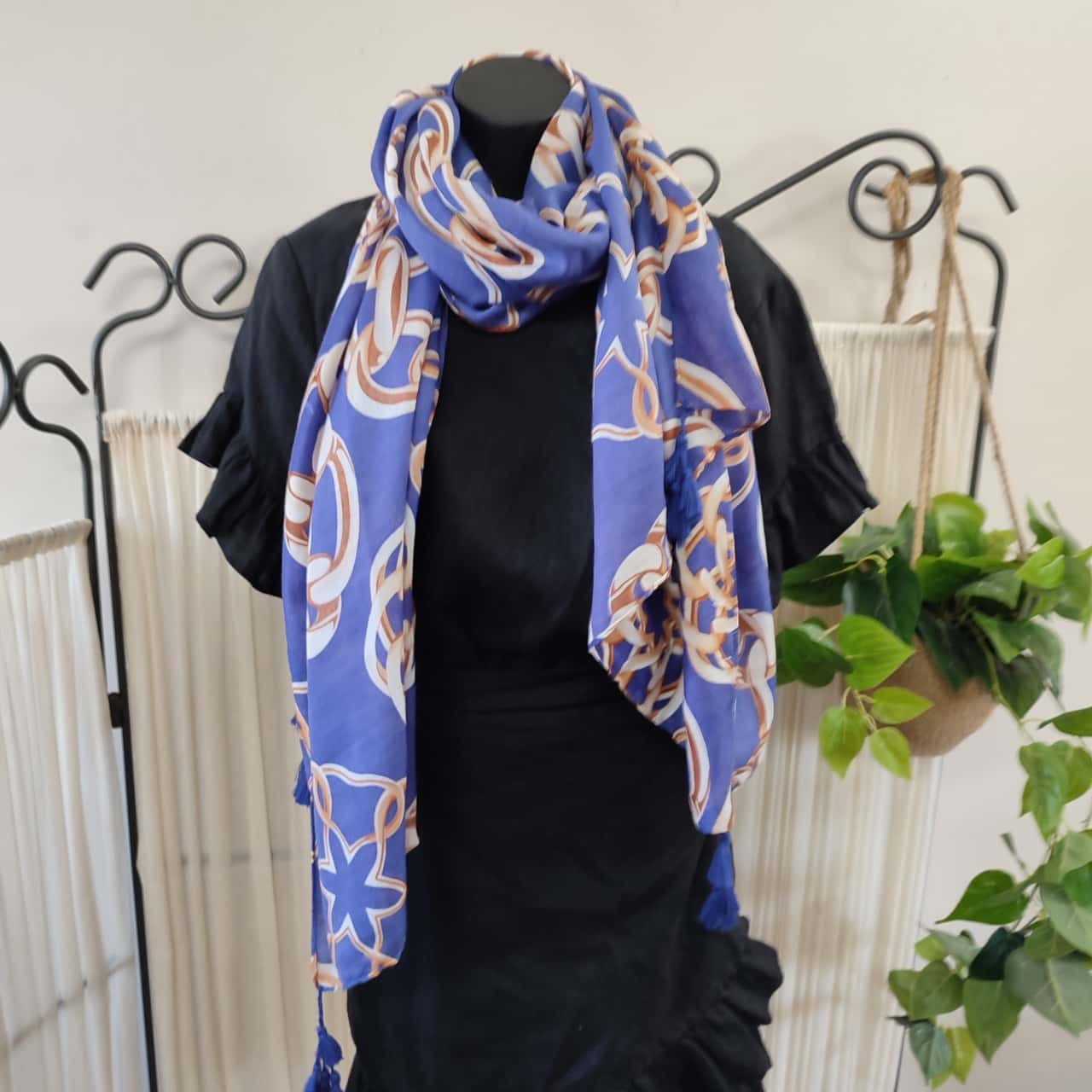 Gregory Ladner Women's Navy Chain Design Scarf - New With Tags (s)