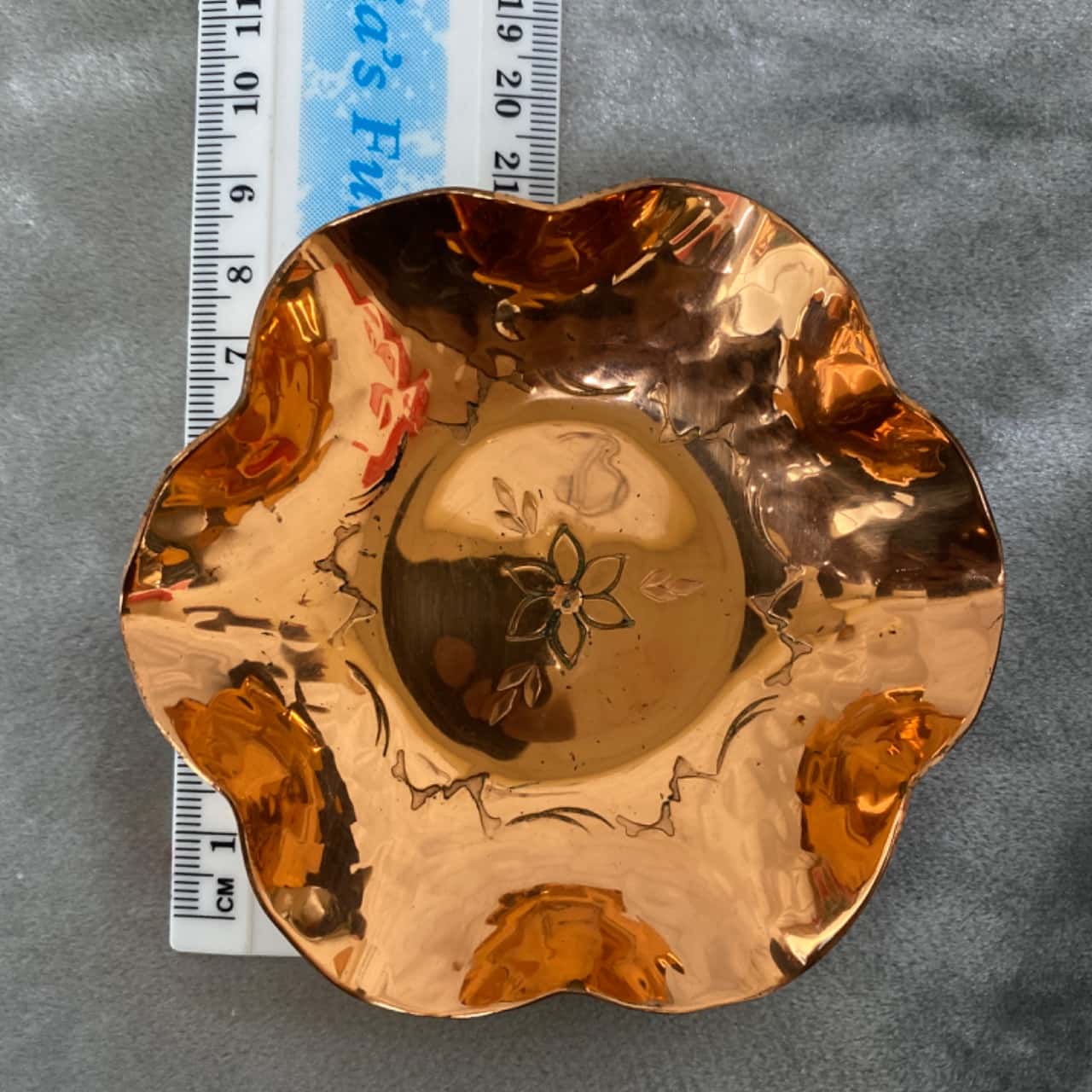 Weeda Tasmania Copper Pin Dish (s)