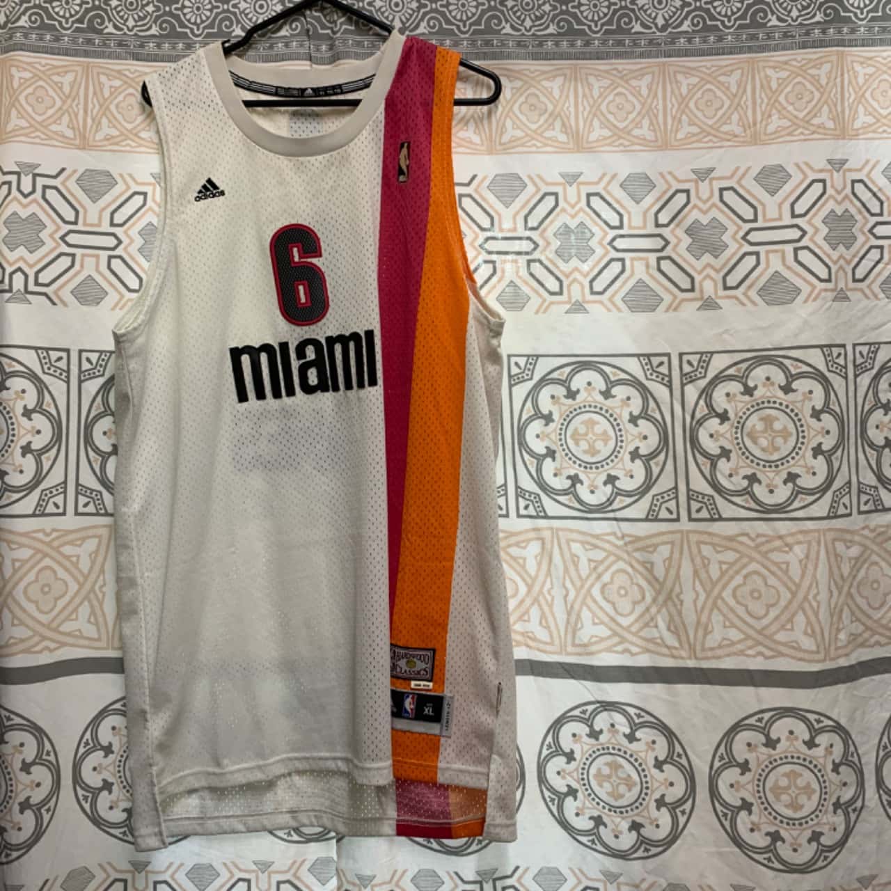 Adidas Mens NBA Basketball singlet Size XL Orange / Pink / White (s)
