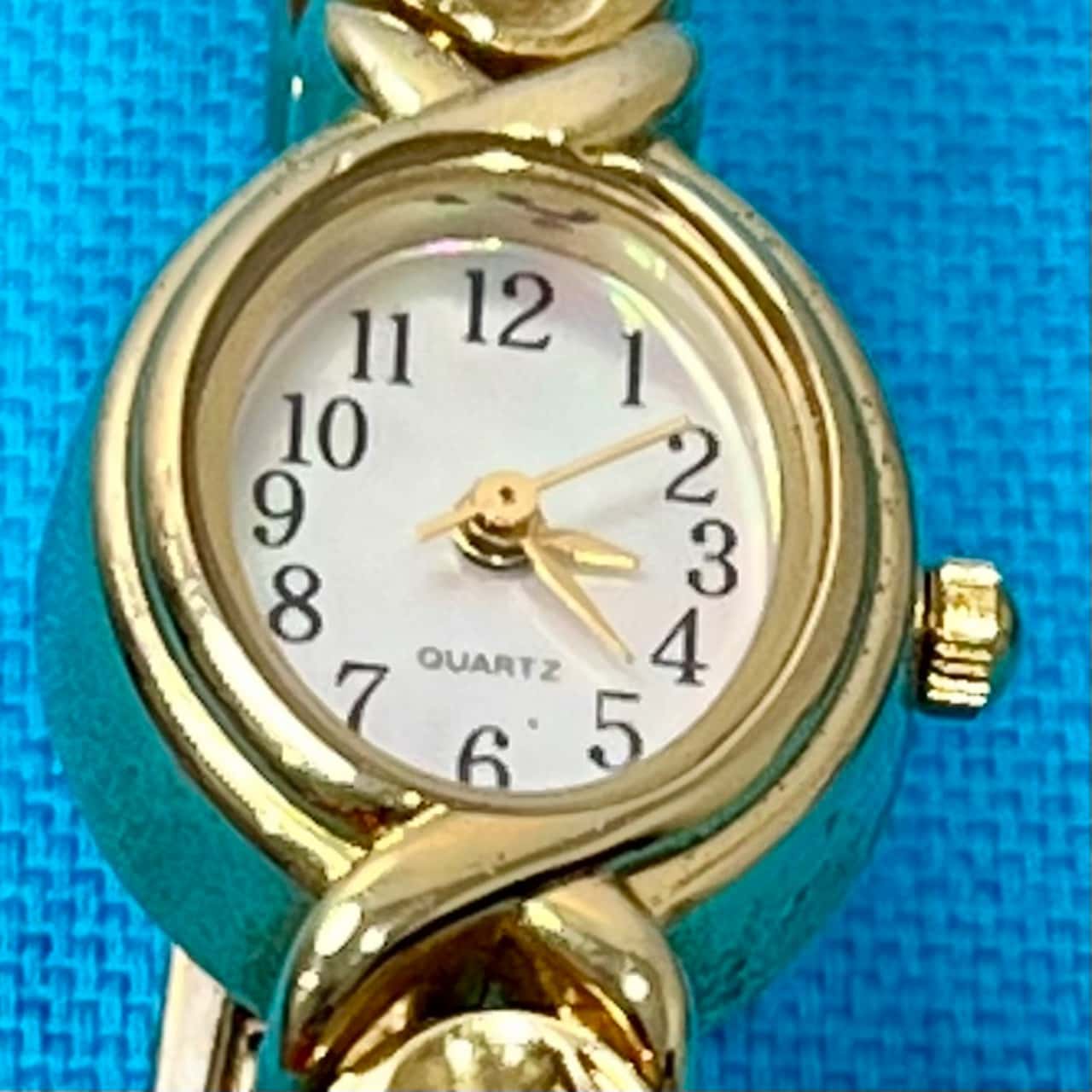 Quartz Gold Diamonte Watch & Matching Diamonte Bracelet (s)