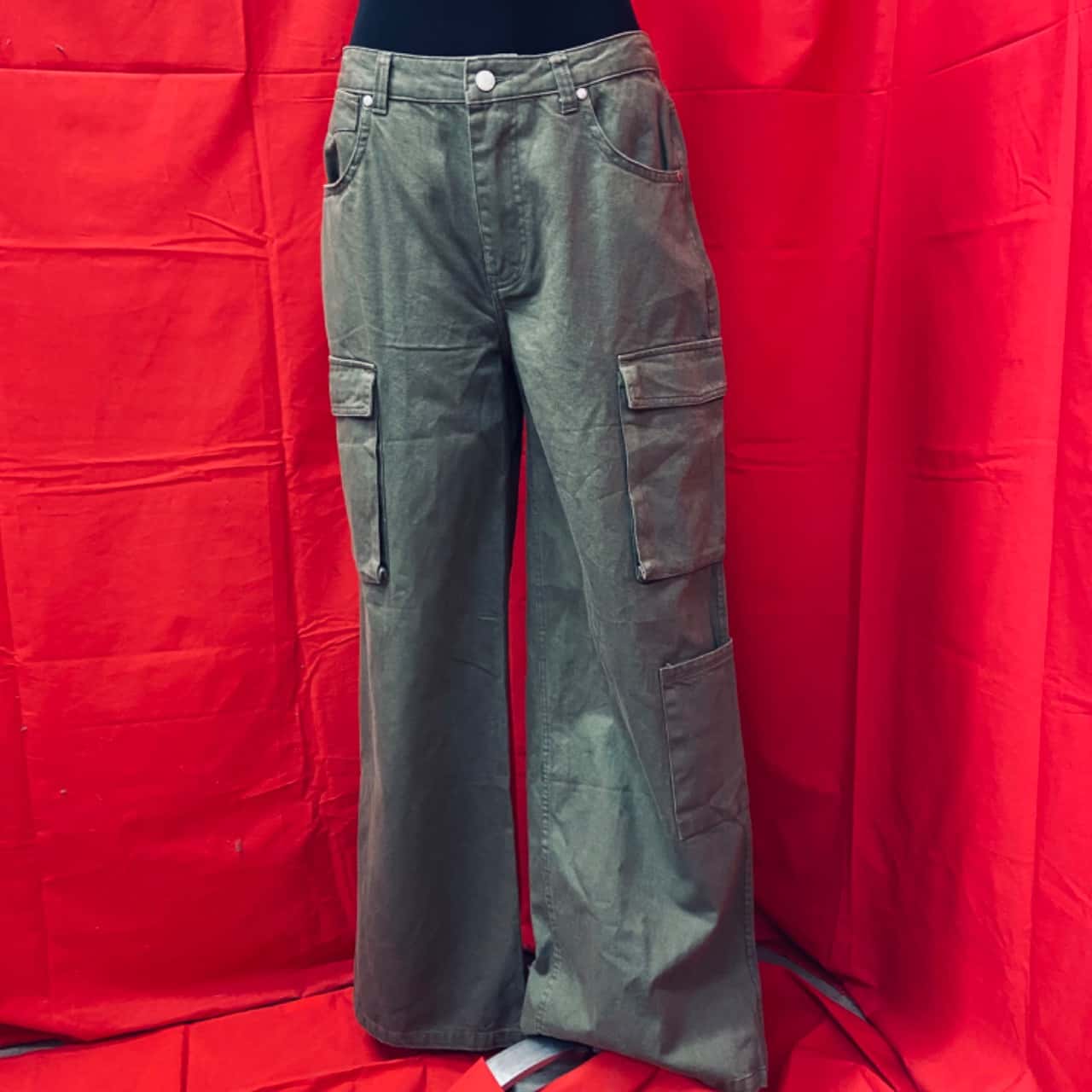 Minx & Moss Womens Wide Cargo Jeans(s)