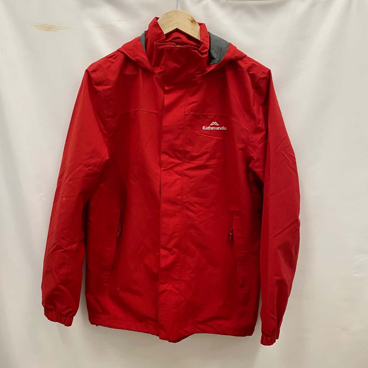 Kathmandu Mens Jacket With Hoodie Size S Red (s)