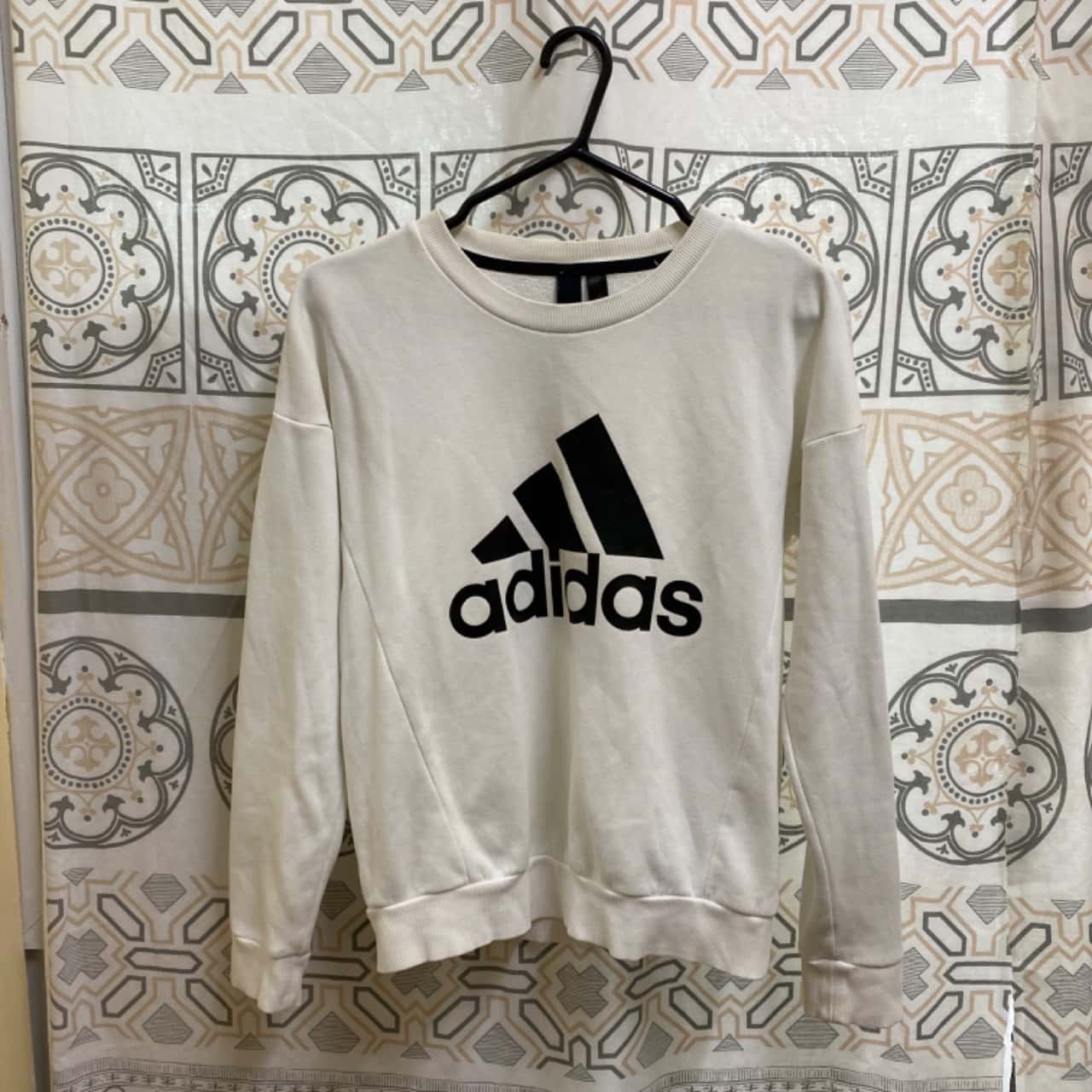 Adidas Womens Size XS Jumpers Black / White