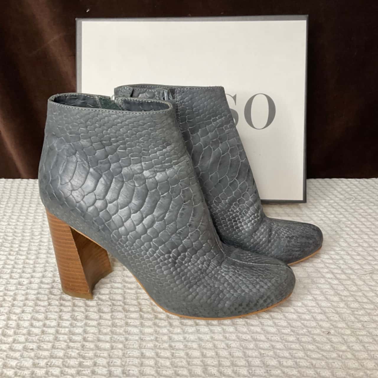 Senso Graphite Waxed Snake Ankle Boots Size 39 Black (s)
