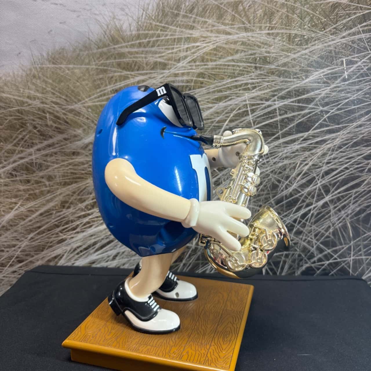 Blue M&M candy dispenser saxophone