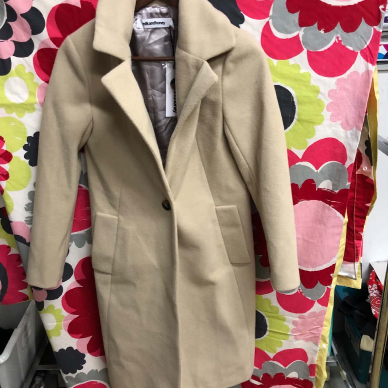 NWT Milk & Honey Size 6 Button Up Beige Coat