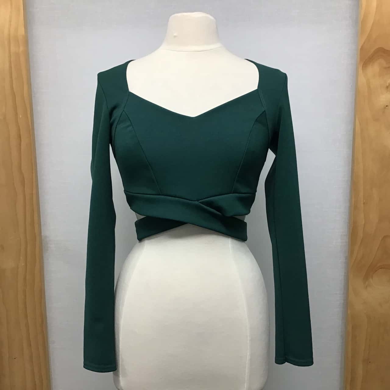 Boohoo Night, Emerald green cropped top, Size 10 - 12, NWT