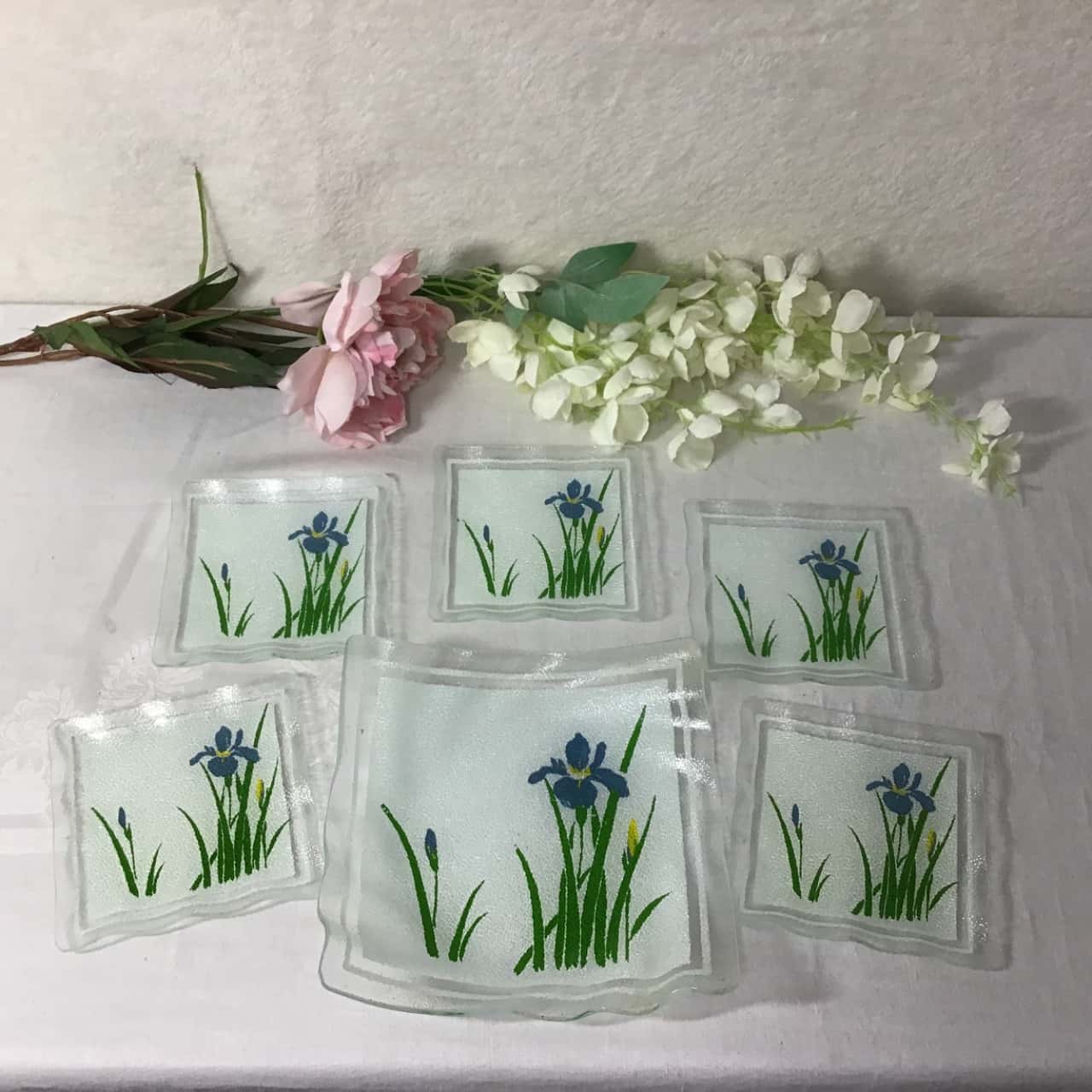 Decorative Frosted Glass / Blue Iris Pattern 5 x Small Square Plates ...