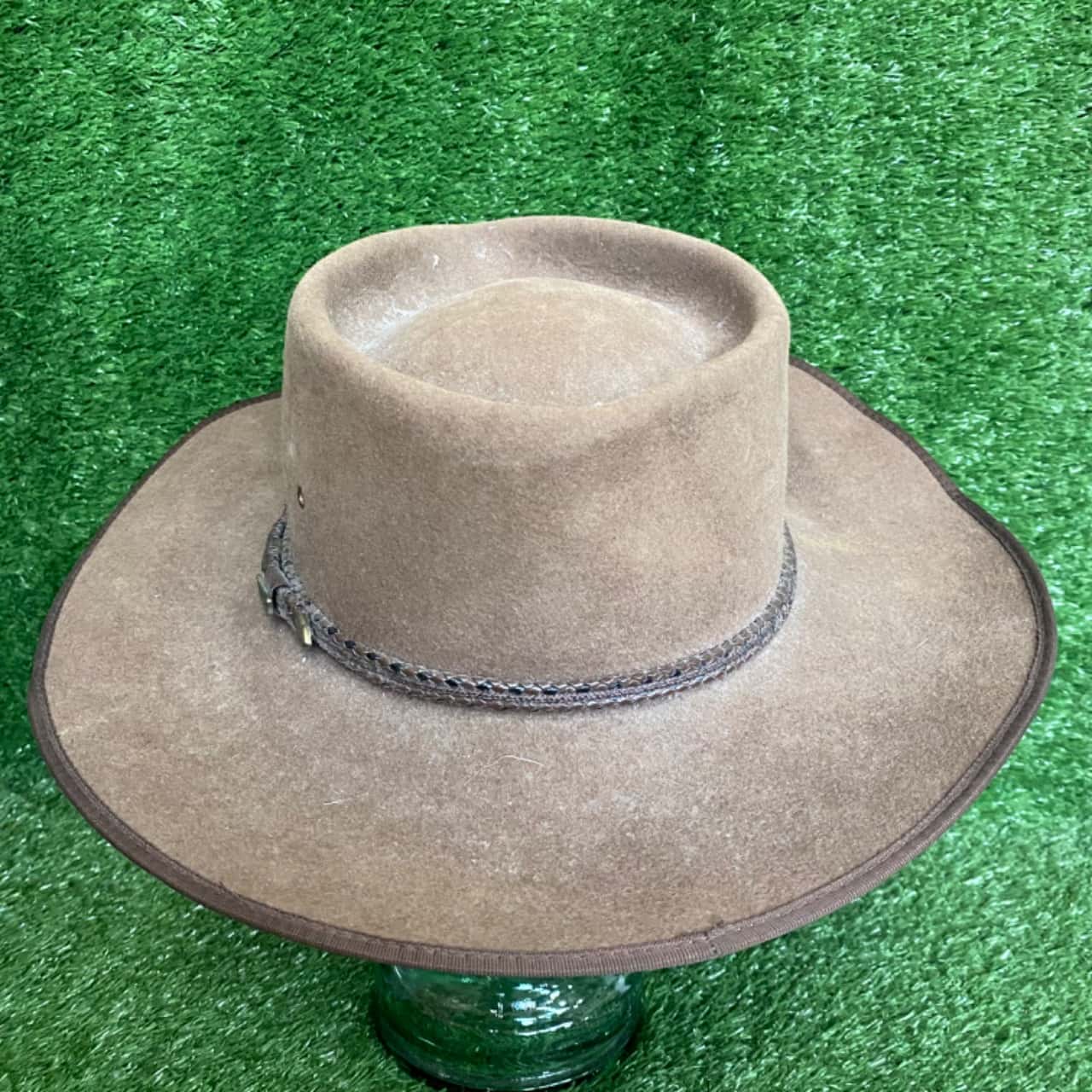 Akubra Light Brown Suede Hat (Size 60)(s)