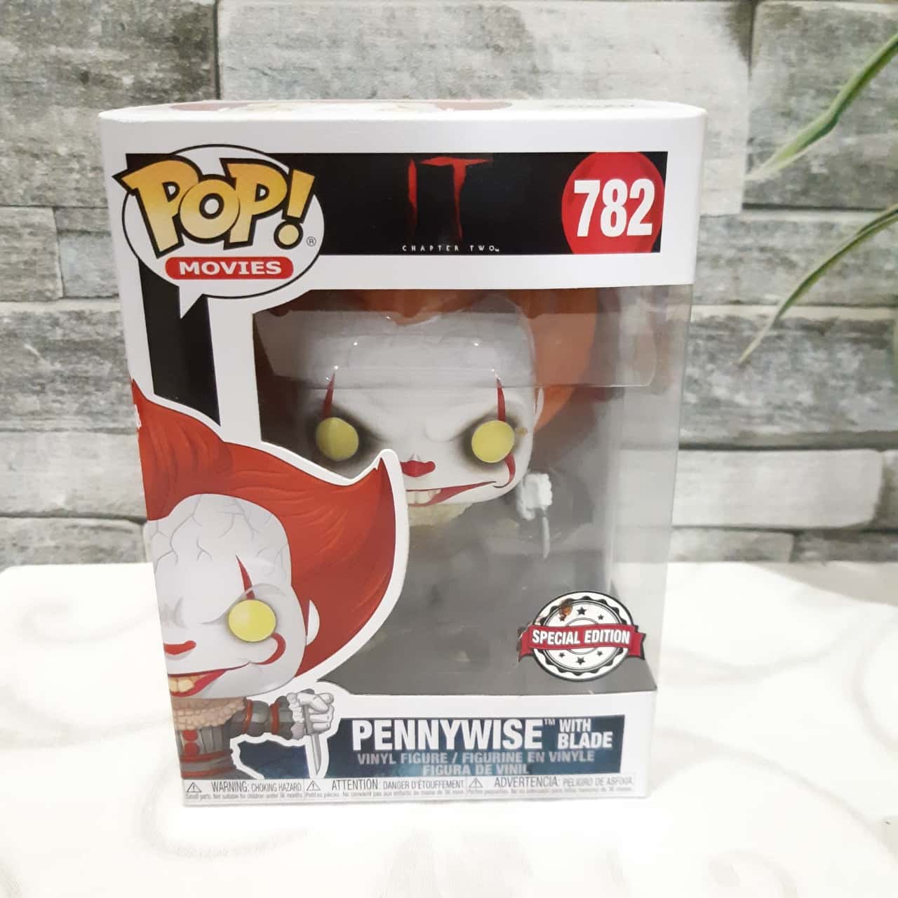 Pop ! Movies IT Pennywise With Blade Vinyl Figurine 782