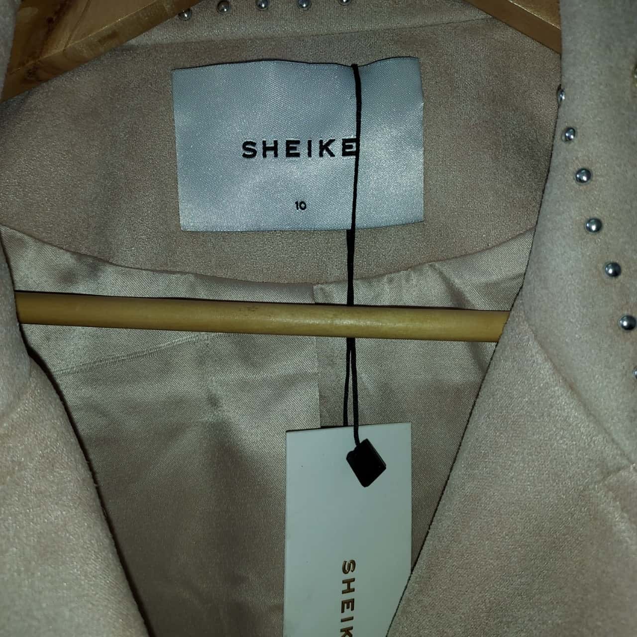 Sheike size 10 RRP: $169.95 Jacket Rose Studded Gold / Silver Metallic ...
