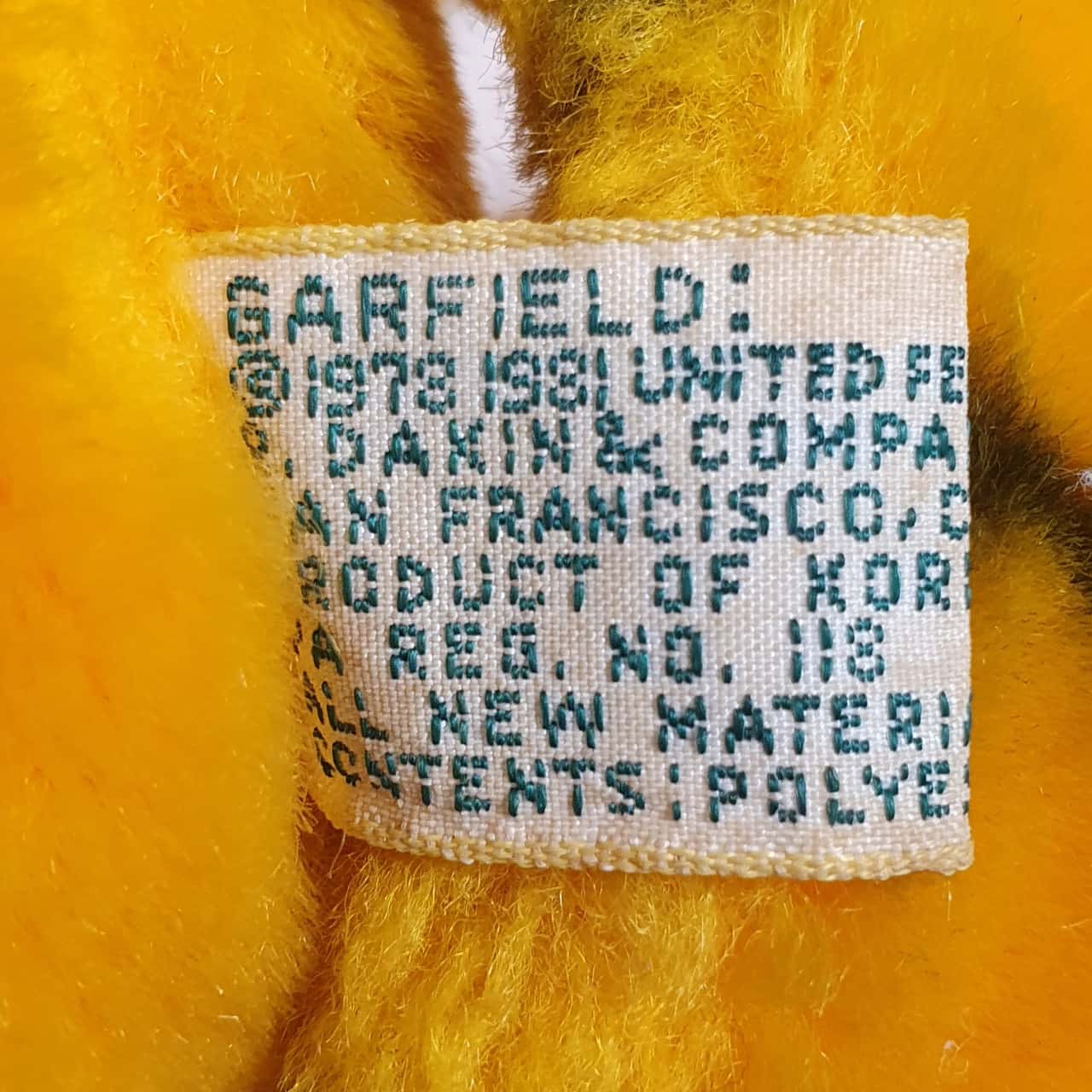 Vintage Dakin 1981 Garfield With Kissy Kissy T-Shirt