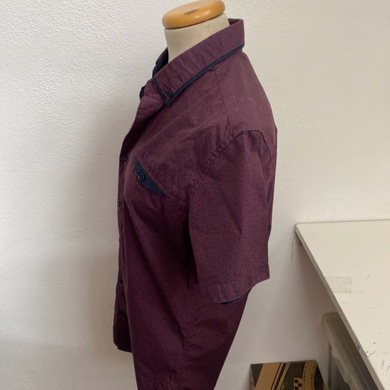 Connor Shirt Maroon (s)