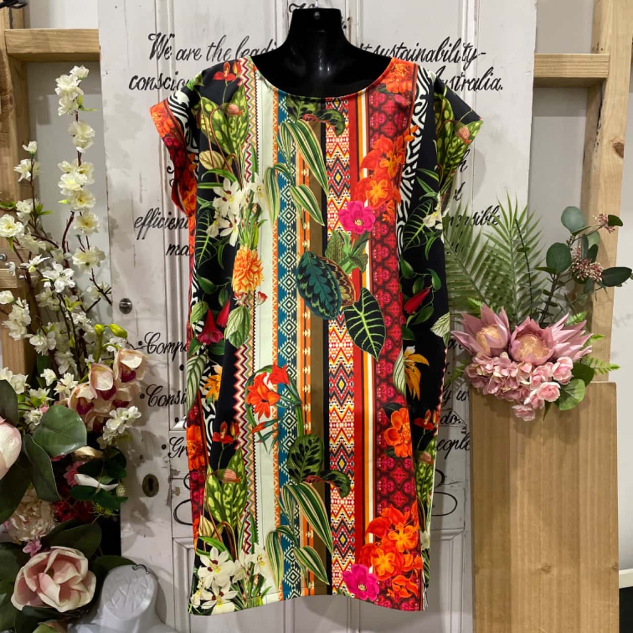 Sale Item Rare Find Bnwt Rrp 225 Mimi Brand Tropical Stunner