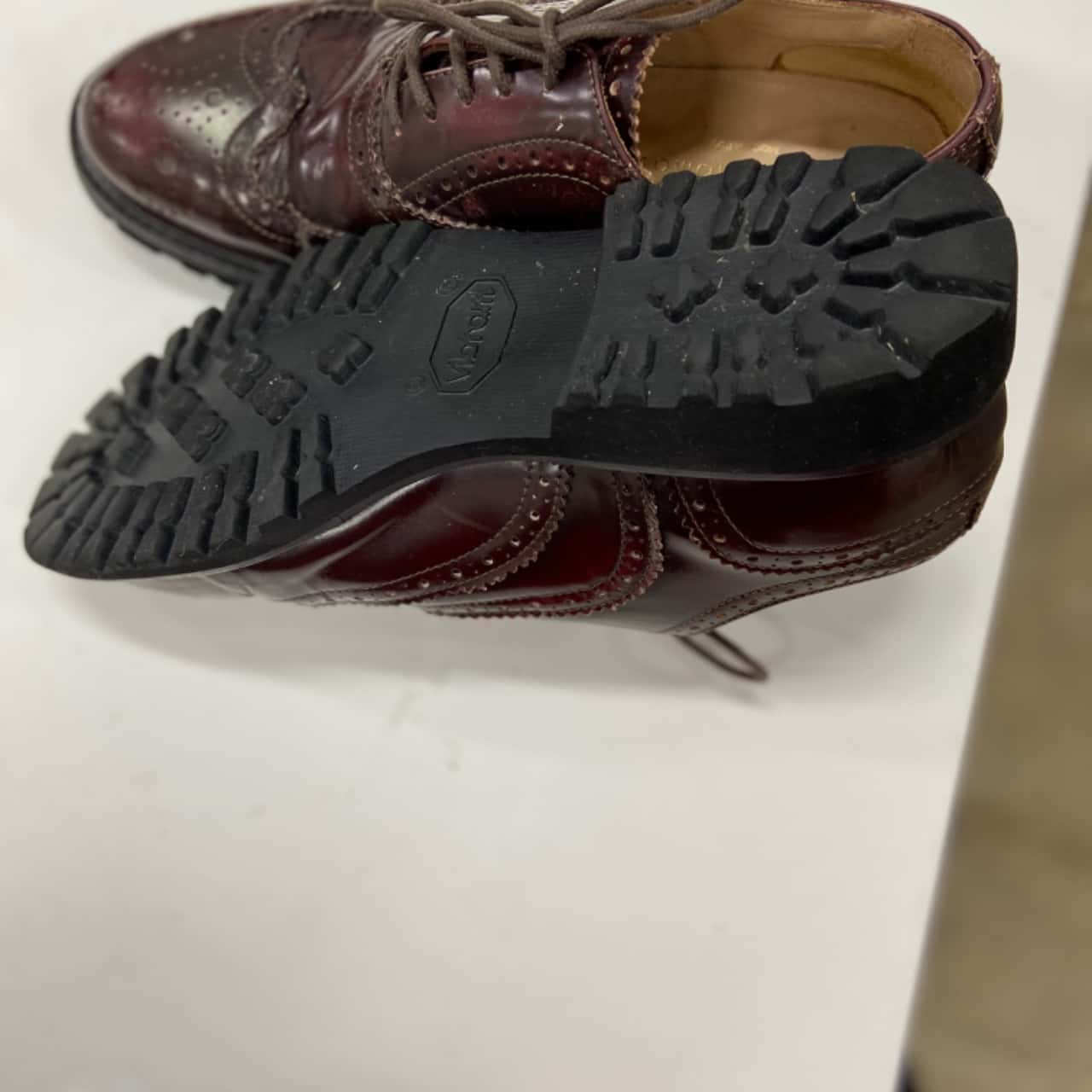 Anna Thomas Womens Size 37 Maroon (s)