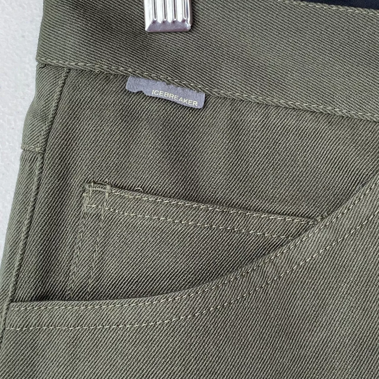 Icebreaker Womens Size 28 Olive Green Merino Wool Blend Straight Leg Pants