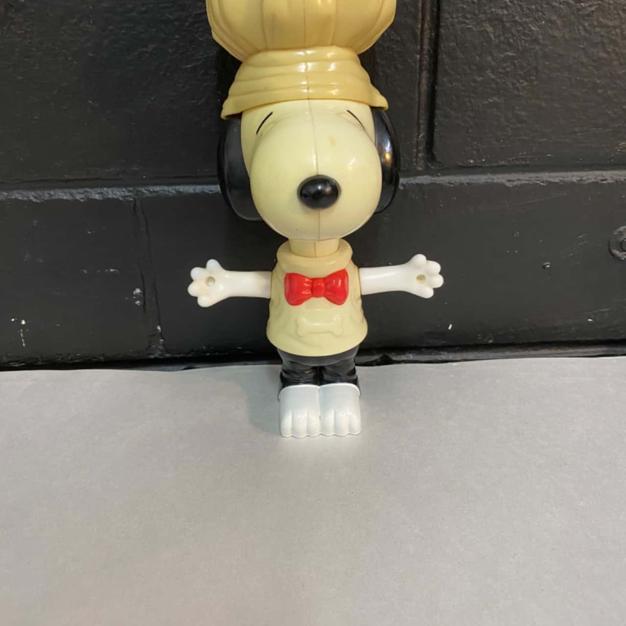 24cm Plastic Snoopy Figurine