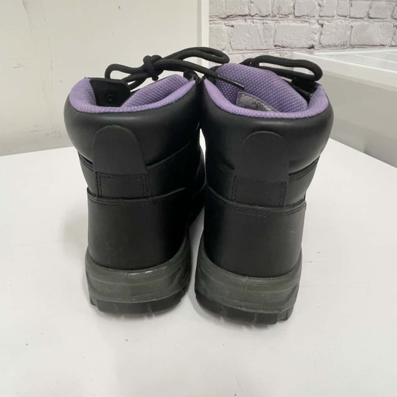 Jackaroo Womens Size 5 Black / Purple Stell capped boots
