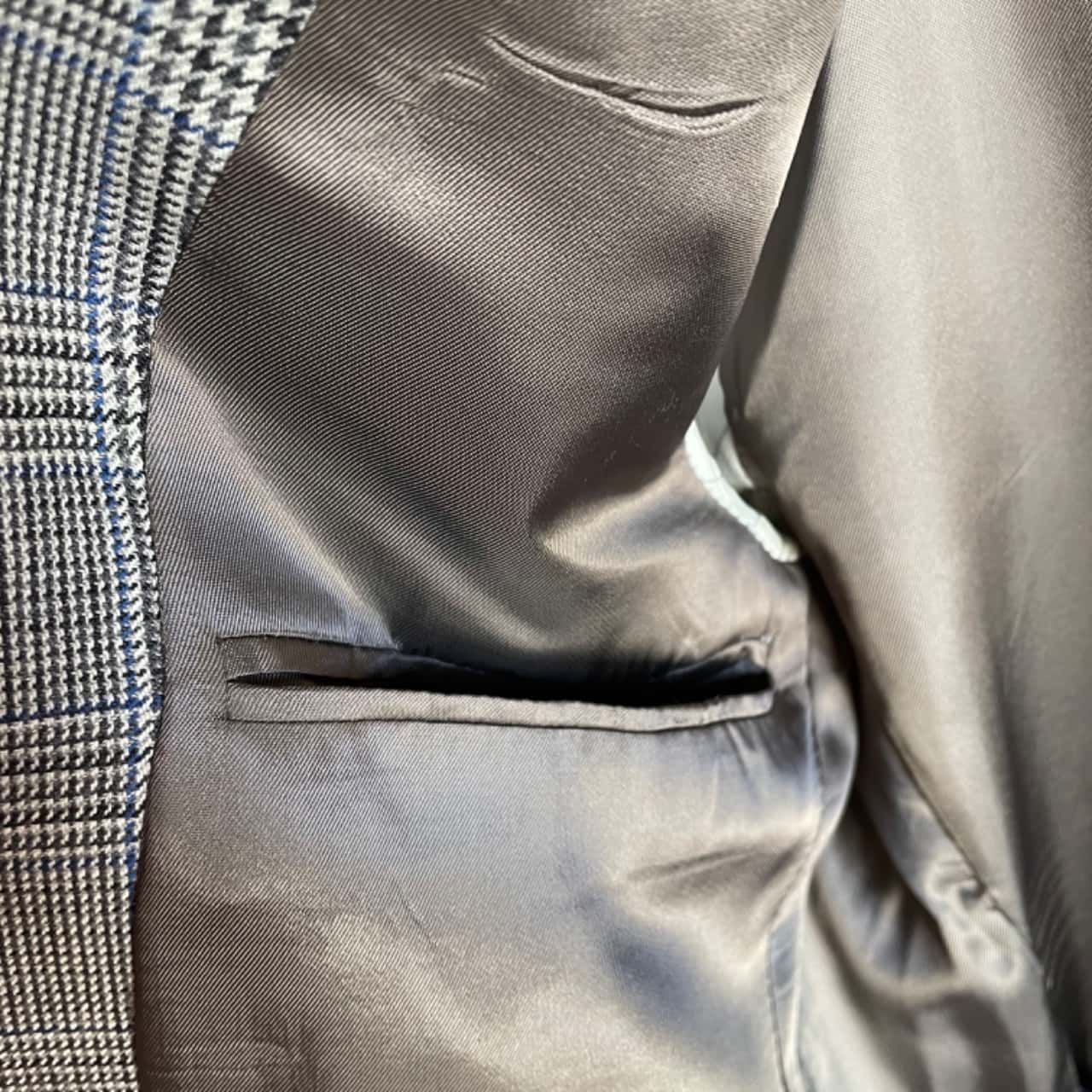 Burberrys Suit Jacket/Blazer Men’s Size 46R Grey/Checked(s)