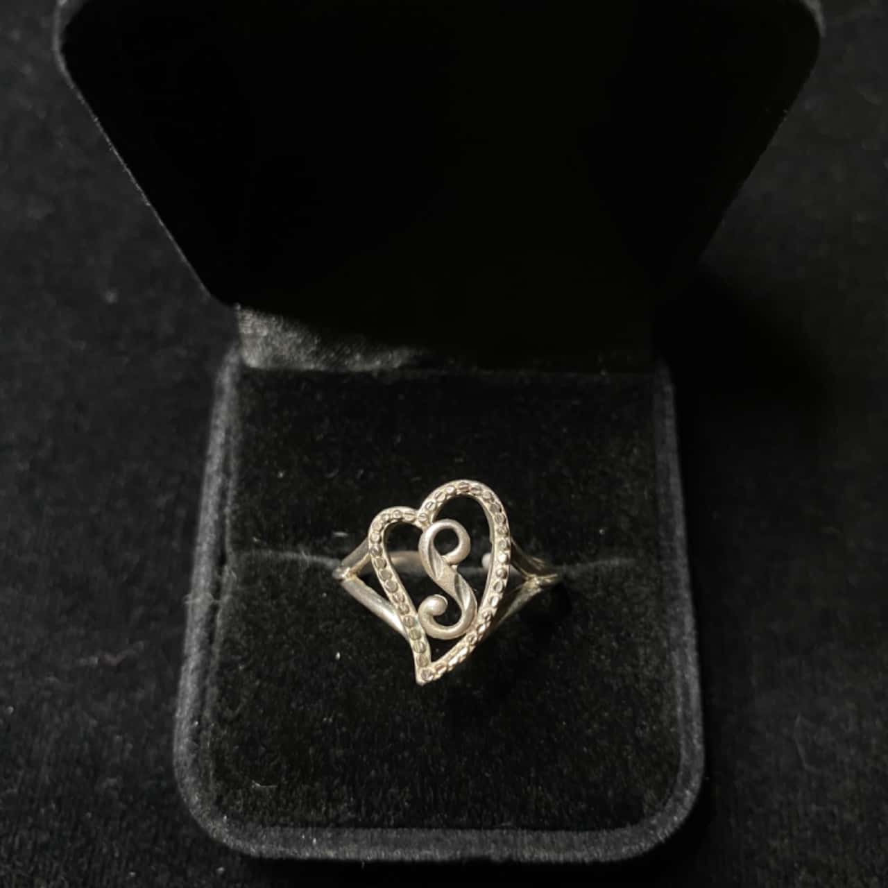 Silver 'S' Heart Ring 925(s)