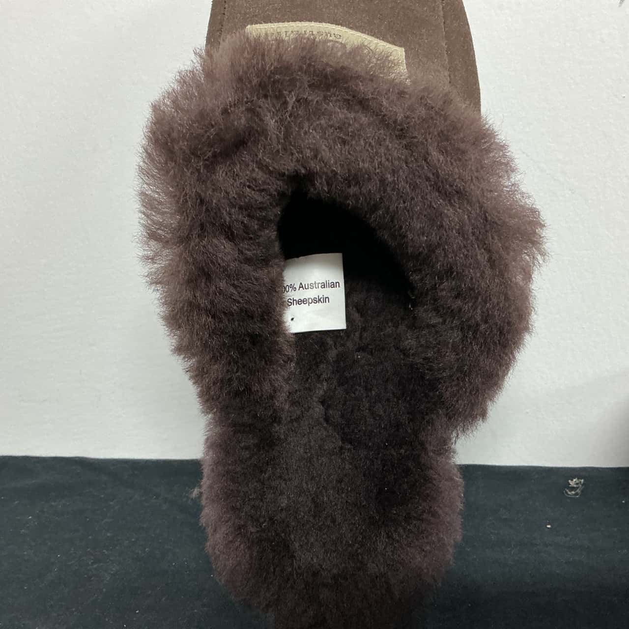 UGG Womens Size L Platform Clogs Brown (s)