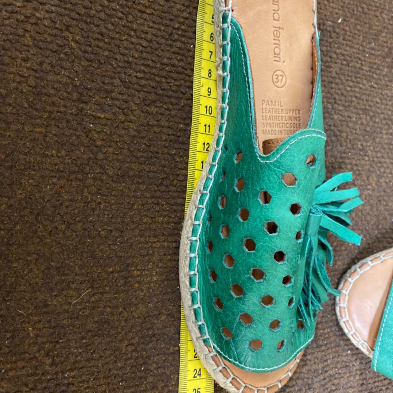 " LAST CHANCE " BNWT Diana Ferrari Slides Size 37 Green (s)