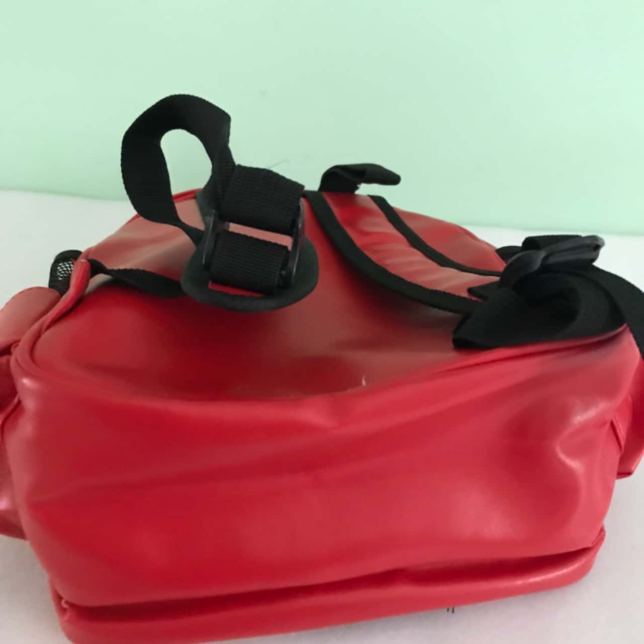 NWOT Disney Kids Minnie Mouse Back Pck 30 cm x 25 cm x 15 cm