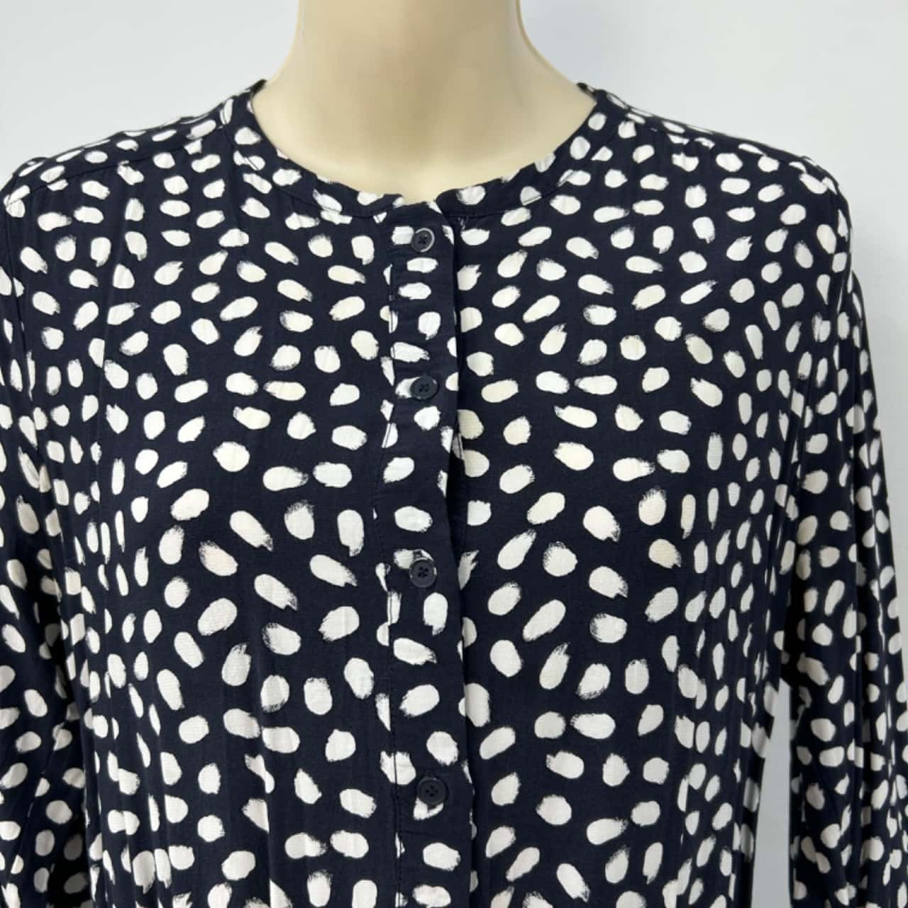 Sussan Size 10 Navy Blue & White Dress(s)