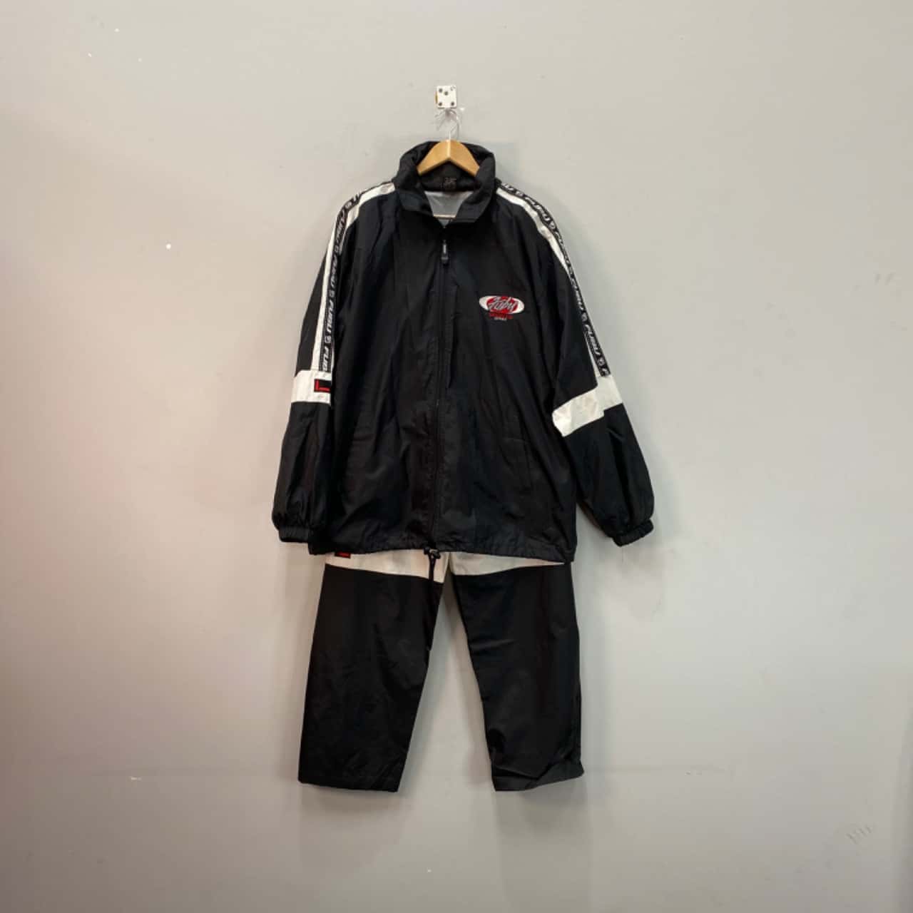 FUBU Sports Series 90’s Tracksuit Unisex Size L(s)