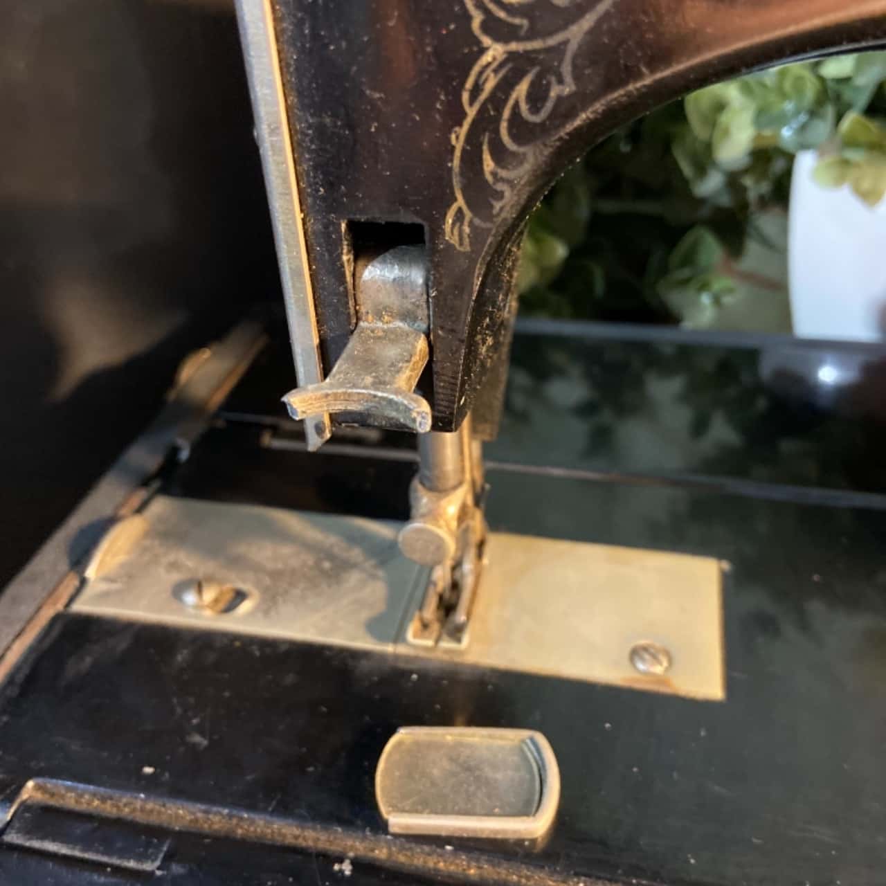 Tailor Bird Hand Sewing Machine