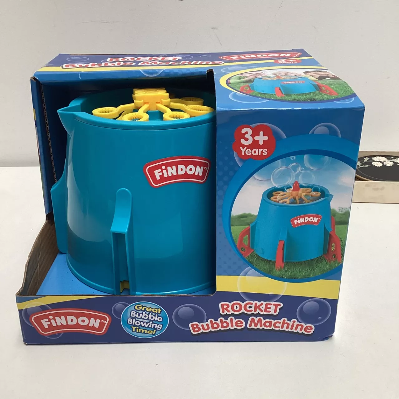 NEW- Findon rocket bubble machine (s)