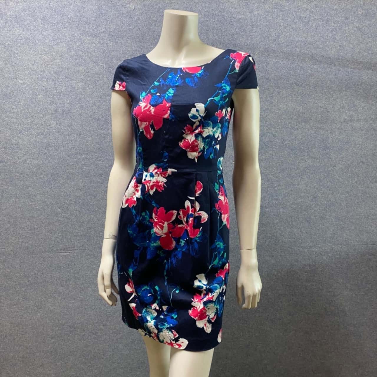 Tokito Womens Size 6 Floral Dress Multicoloured/Navy Blue/Pink (s)