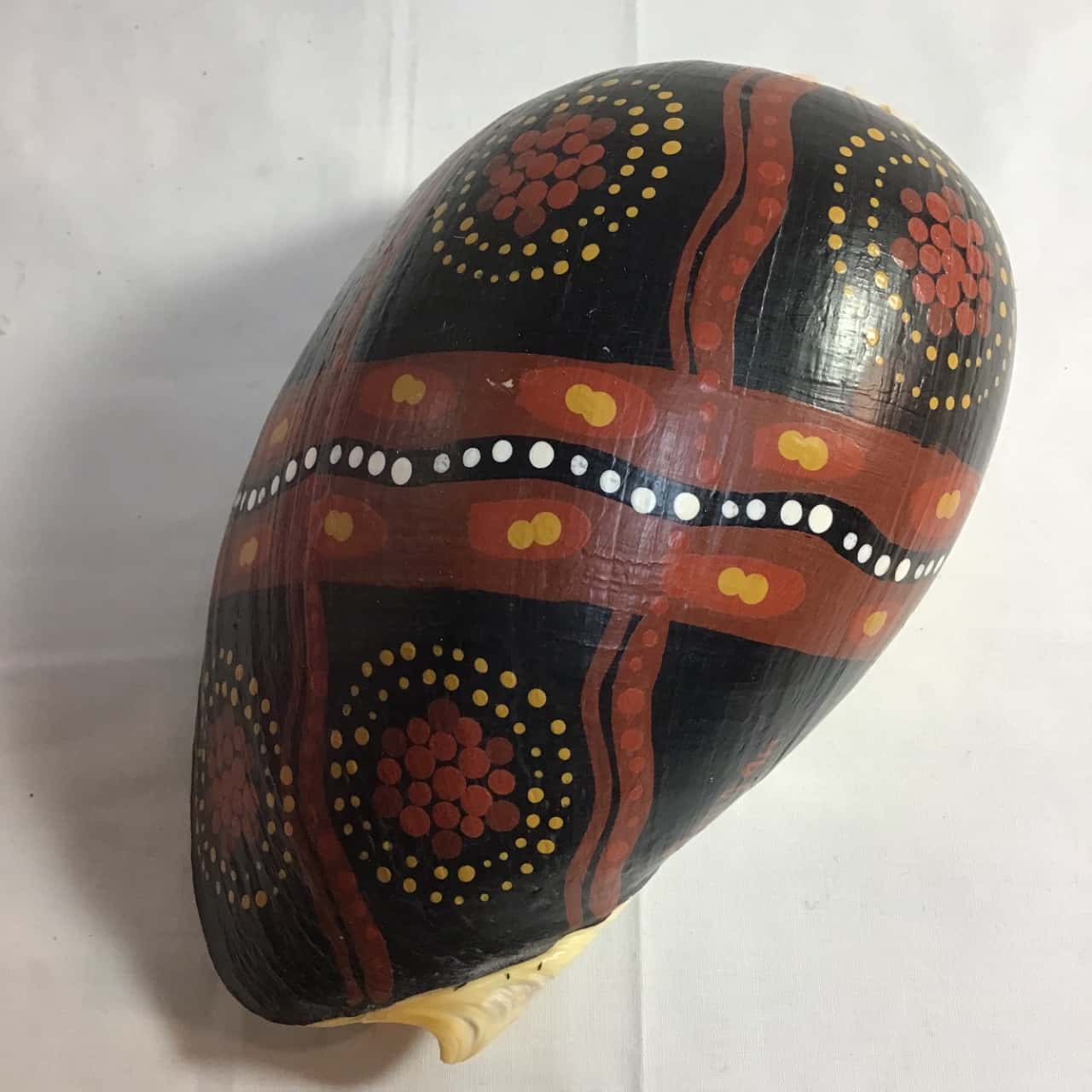 “Reduced” Sea Shell with Aboriginal drawing name on is Djugan(s)