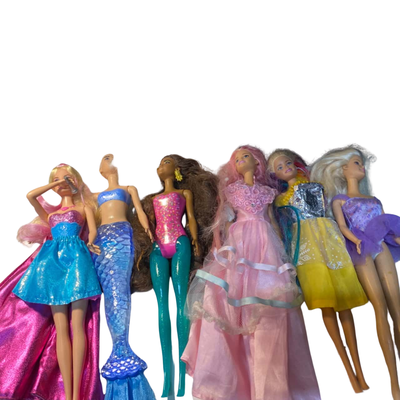 6 Barbies