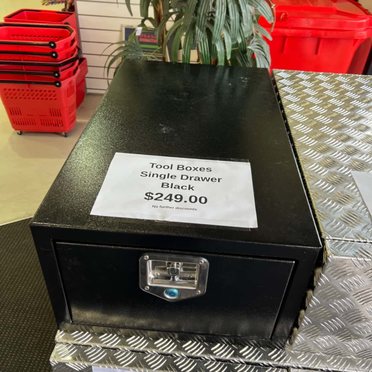 Tool Box Black Single Drawer Pick Up Only!