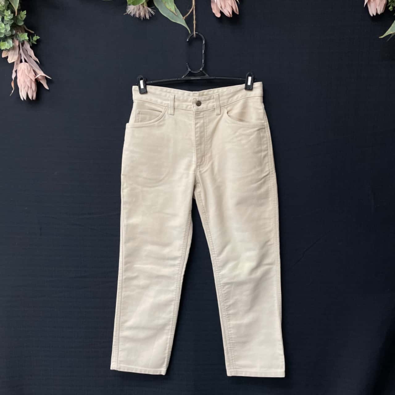 R.M. Williams Mens Size 32R Beige Colour(s)