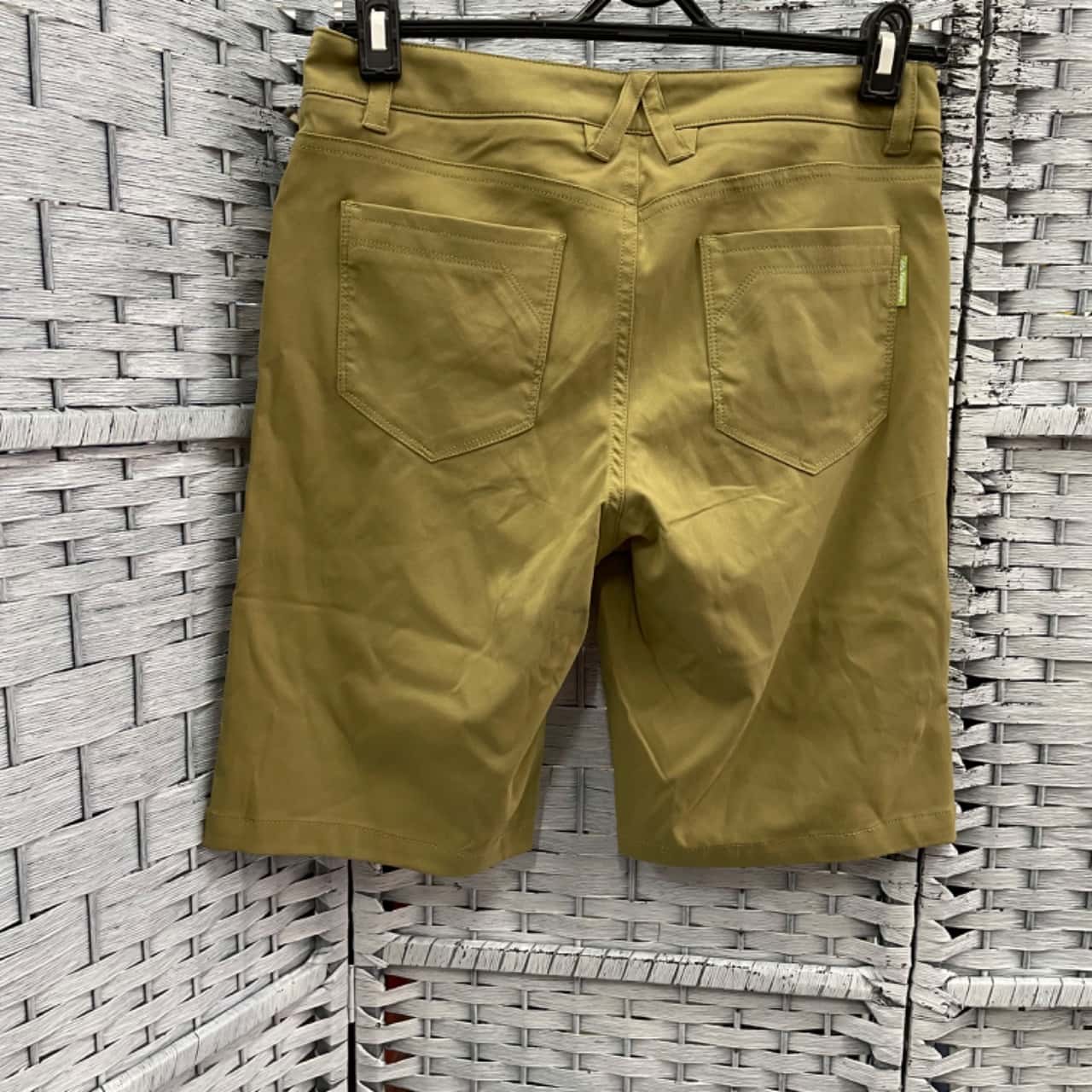 Kathmandu Womens Size 8 Shorts Khaki (s)