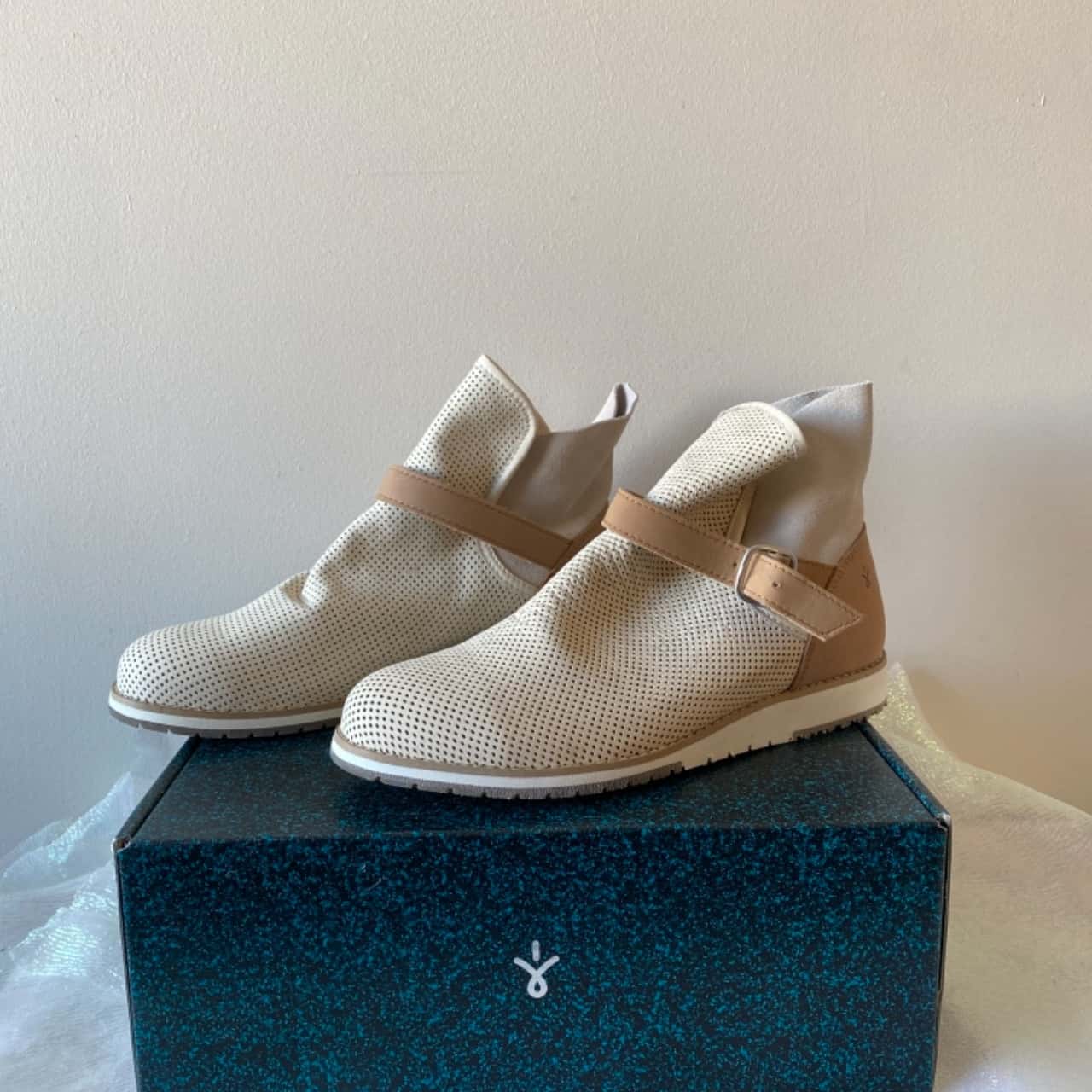 EMU Australia Lorne Boots.(s)