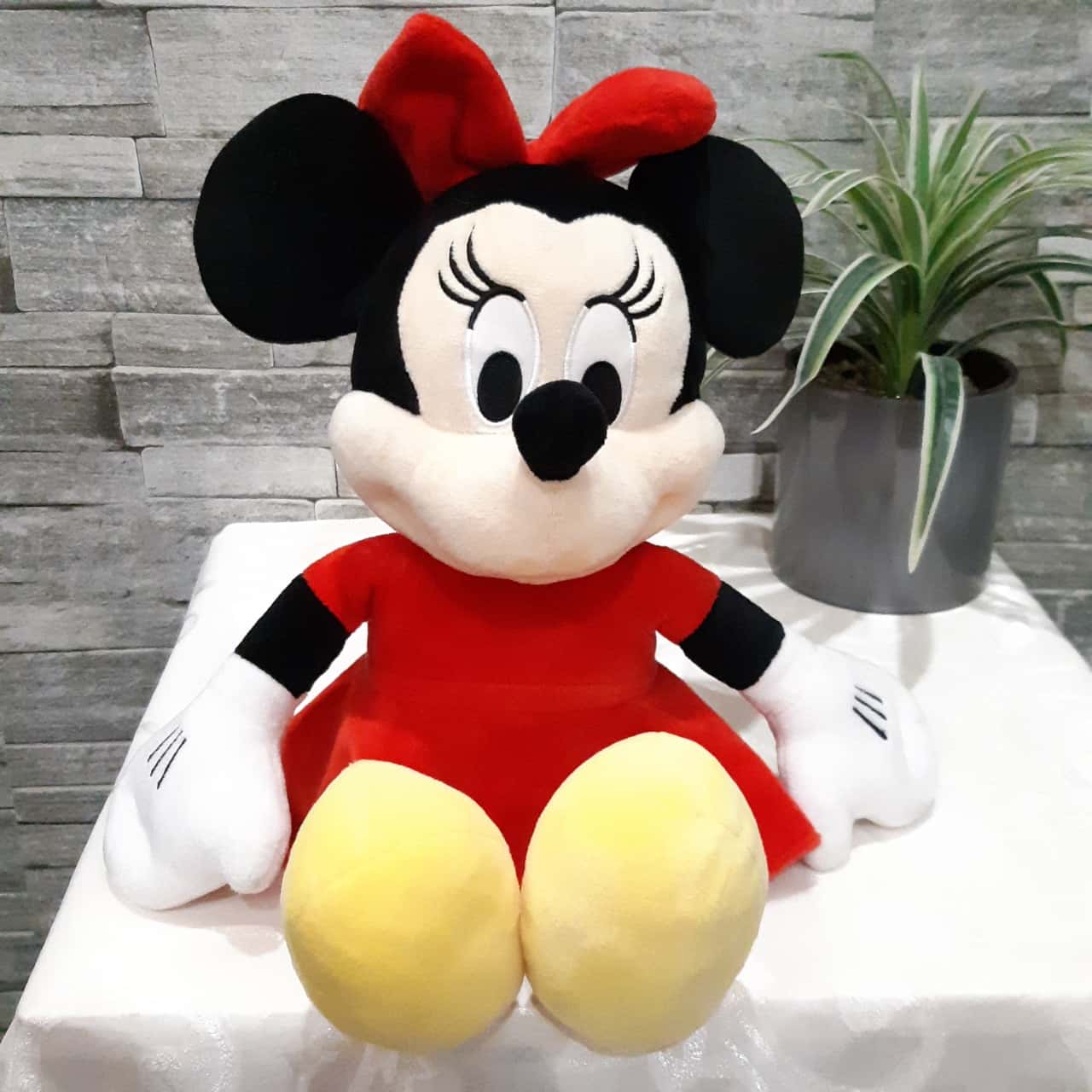 Disney Weighted Minnie Mouse