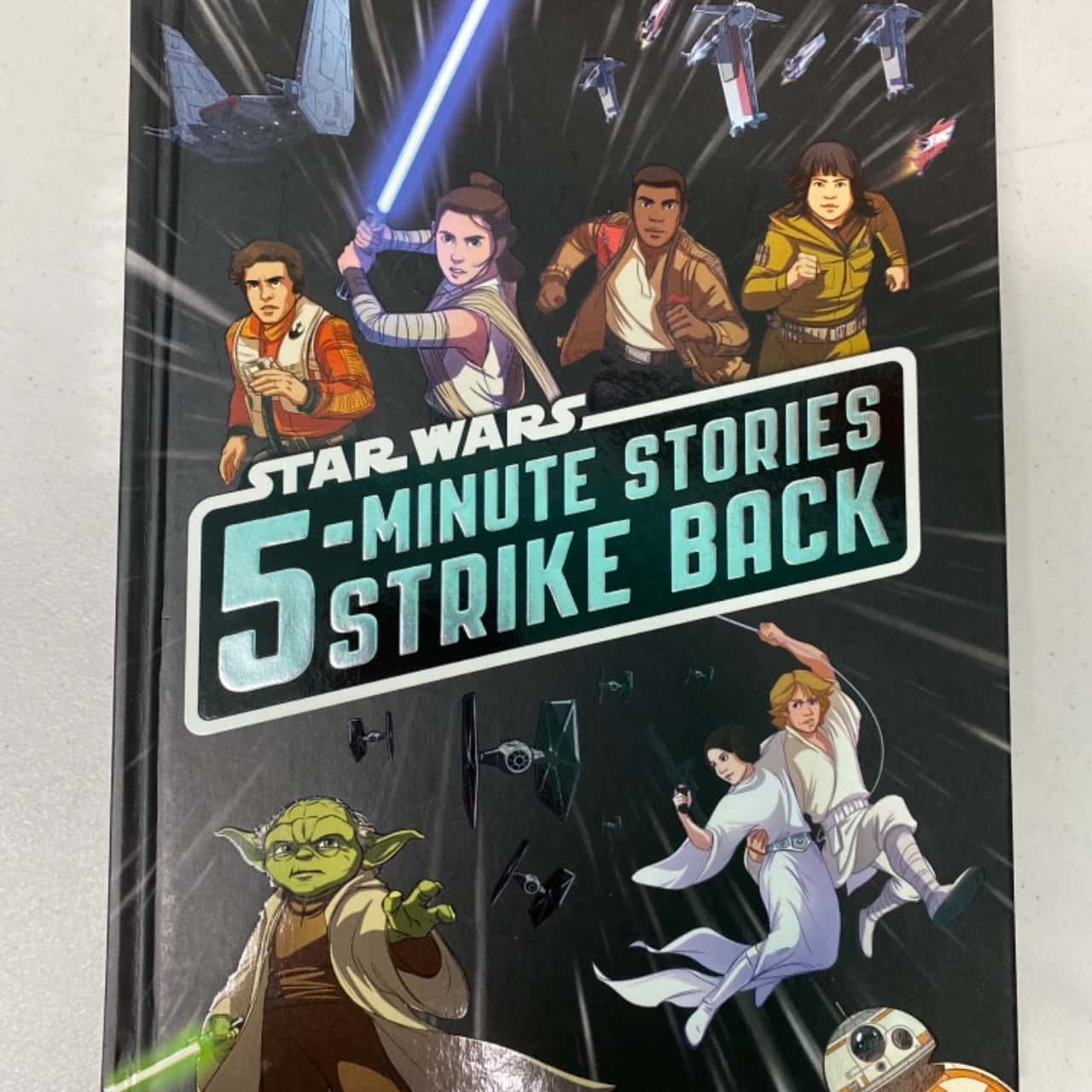 Star Wars book - 5 minute stories Strike back(s)