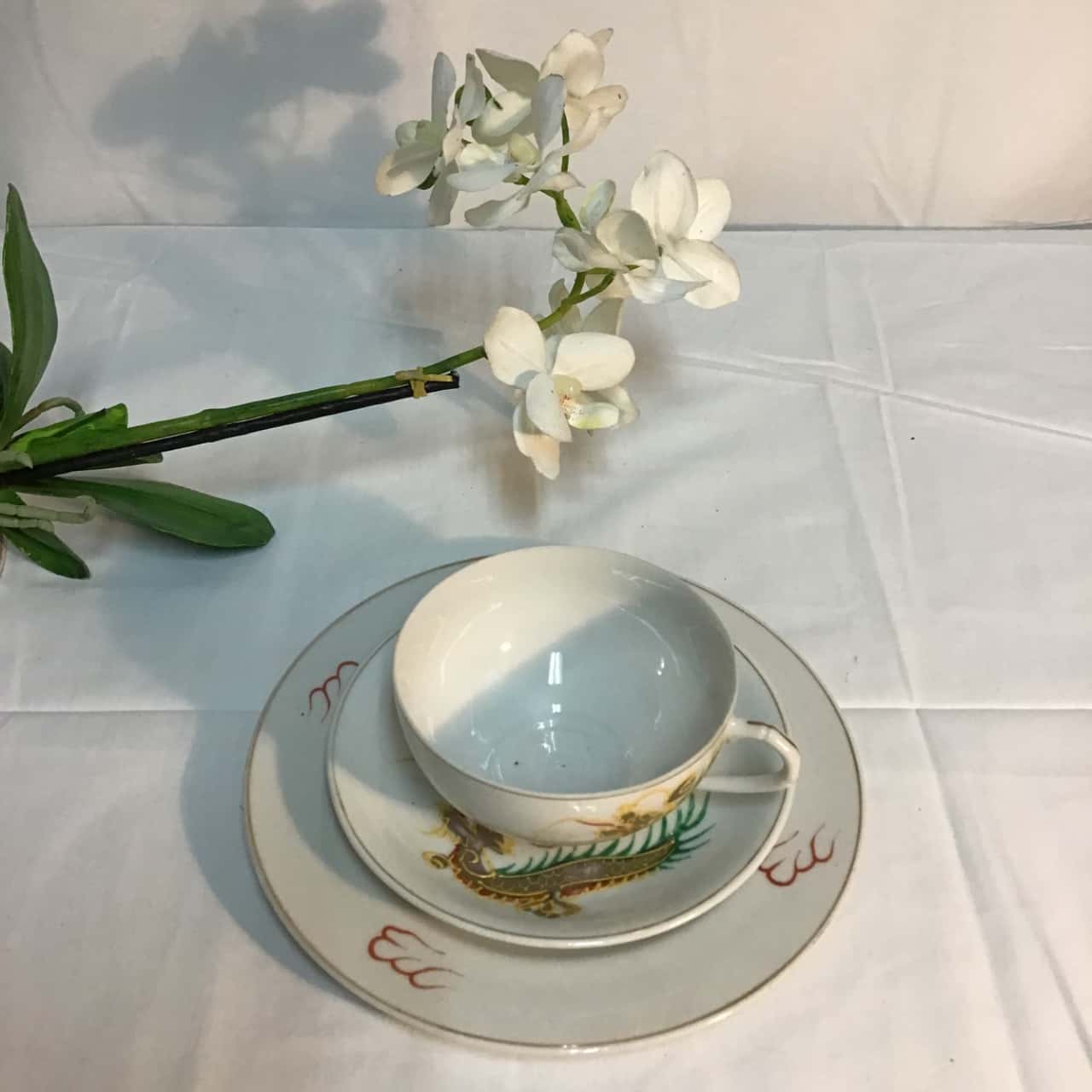 Vintage 1940s Japan Dragonware Geisha Lithophane Tea Cup Trio