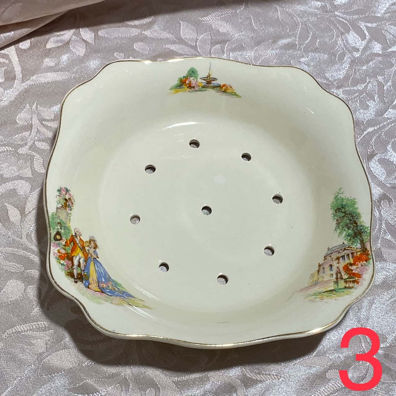 J&G Meakin Sunshine plates set of 4